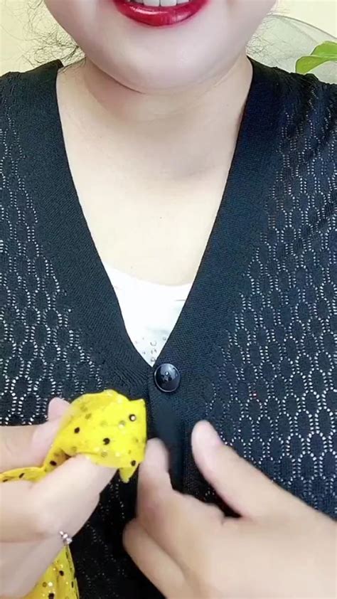 丝巾系法大全 百变丝巾 生活小技巧学会你就捡到宝了 时尚洋气百搭 花式打结 腾讯视频