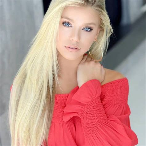 Instagram Crush Kaylyn Slevin 19 Photos Blonde Beauty Gorgeous Blonde Beautiful Blonde
