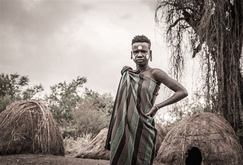 27 Jaw Dropping Mursi Tribe Portraits From Ethiopias Omo Valley — Jayne Mclean Photographer