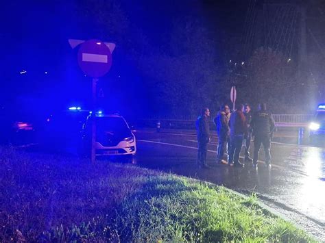 SUCESOS Un Hombre Decapita A Su Padre Y Lanza La Cabeza Contra Los