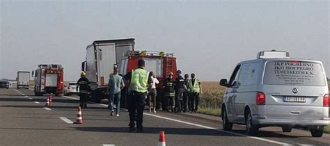 Tri Brata Poginula Na Auto Putu Audijem Se U Punoj Brzini Zakucao U