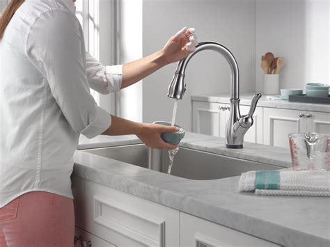 Splashless Kitchen Faucets Things In The Kitchen