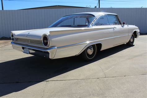 George Poteet S Ford Starliner Goolsby Customs