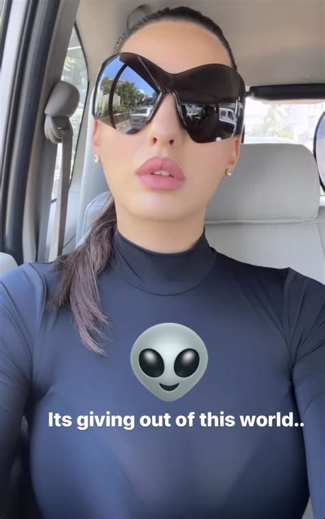 Anyone Looking To Jerk Off On Nora Fatehi Boobs And Ass Rnorafatehifc