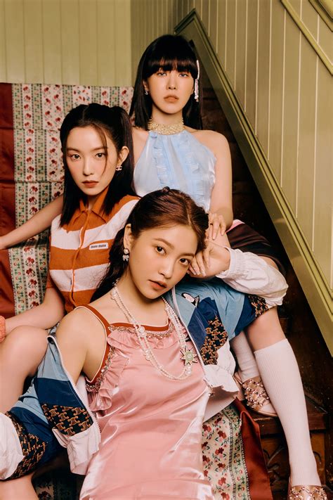 Red Velvet Queendom Group Teaser Photos Hd Hq K Pop Database