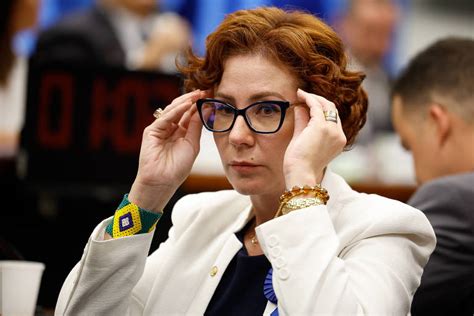 PGR denuncia Carla Zambelli por invasão ao sistema do CNJ 23 04 2024