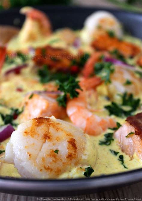 Poêlée de Saint Jacques crevettes et saumon aux épices douces et