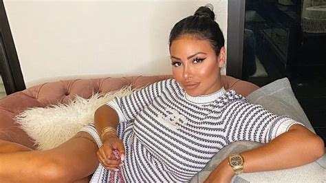 Maeva Ghennam Sur Le Point D Tre Maman Elle Fait D Normes