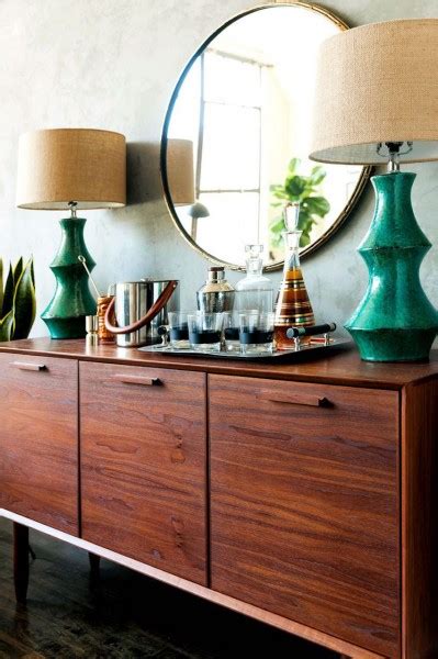 Dazzling Round Wall Mirrors To Decorate Your Walls