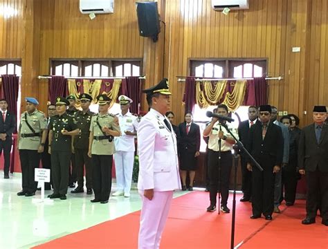 Pj Gubernur Papua Tengah Lantik Valentinus Sudarjanto Sumito Sebagai Pj