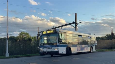 MTA Bus Company I 2009 Orion VII NG Hybrid 4247 On The Q50 At Erskine