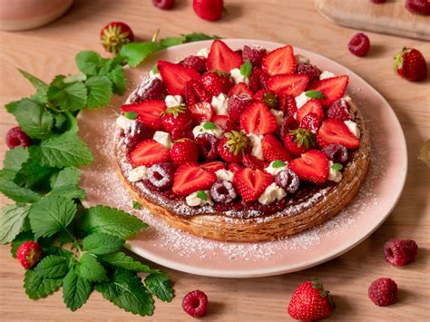 RECETTE TARTE AUX FRUITS ROUGES ET GANACHE MONTÉE MÉLISSE Alice Mabilon
