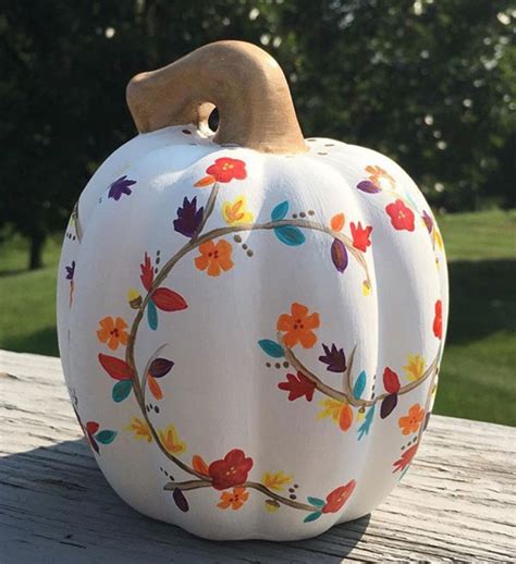 35 Amazing Painted Decorative Pumpkin Art Ideas For Halloween 2018