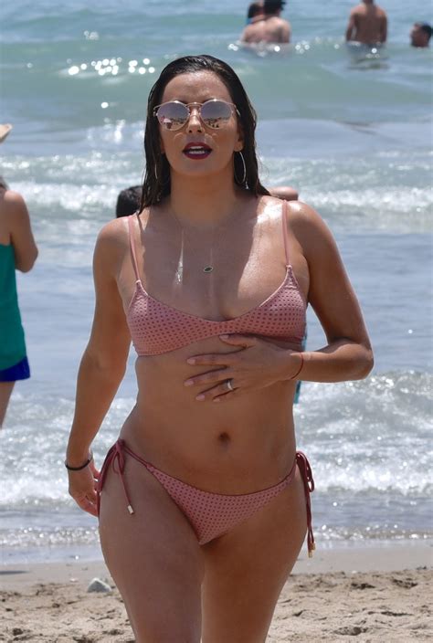 Eva Longoria de férias em Espanha Tomates Podres