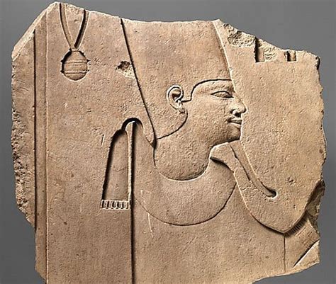 Relieve Del Dios OSIRIS Esculpido En Piedra Caliza Hacia 1981 1802 A C