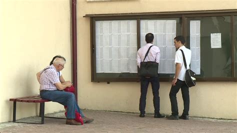 Peste Un Sfert Dintre Candidati Nu Au Obtinut Nota De Trecere La