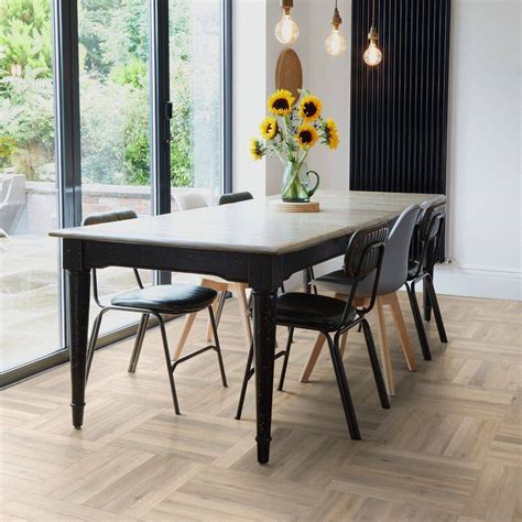 Polyflor Camaro Naked Blond Oak Large Parquet LPQ2257 Luxury Vinyl
