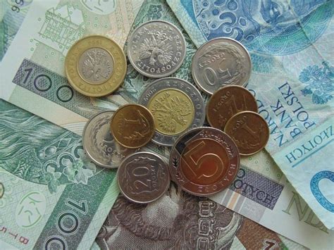 Oficjalne wyliczenia Wiemy ile będzie wynosić najniższa krajowa od 1