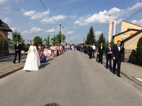 Wszystko co powinieneś wiedzieć o WESELU DOUBLE WINGS