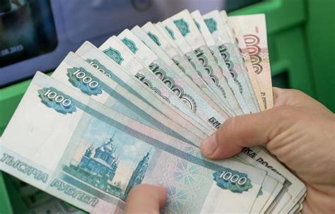 Экономист оценил как повышение МРОТ отразится на зарплатах россиян