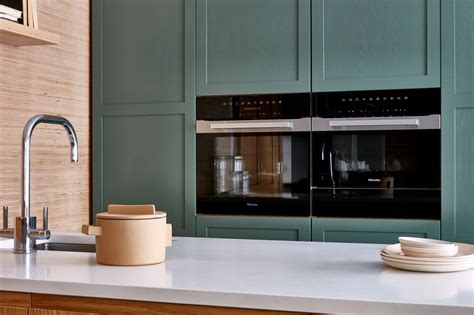 Stamford Contemporary Green Shaker Oak Pairing