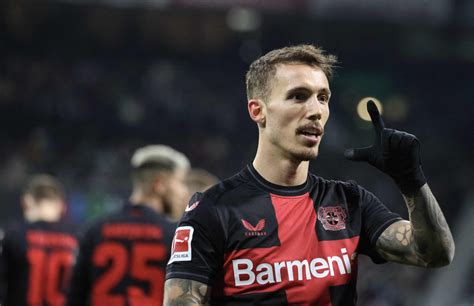 Grimaldo continua imparável ao serviço do Bayer Leverkusen