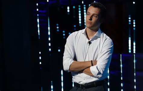 Gf Vip Edoardo Donnamaria Nella Bufera Per Alcune Frasi Sul Covid