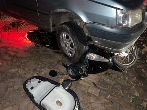 Colisão entre carro e moto deixa mulher ferida no município de Pedro II