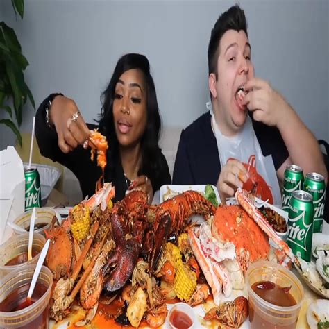 Seafood Boil With Bloves • Whole King Crab And Lobster • Mukbang Food And Drink Video Seafood