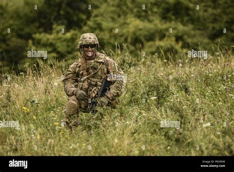 Paratroopers From 1st Battalion 143rd Infantry Regiment 173rd