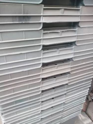 Caja De Plastico Uso Rudo Almacenamiento Profesional Y Tapa En Venta En