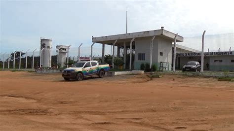 Detentos fogem do Centro de Ressocialização de Ariquemes RO durante