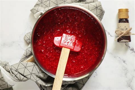 Easy Raspberry Sauce Recipe Cook Me