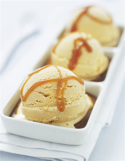 Glace au caramel Thermomix pour 6 personnes Recettes Elle à Table