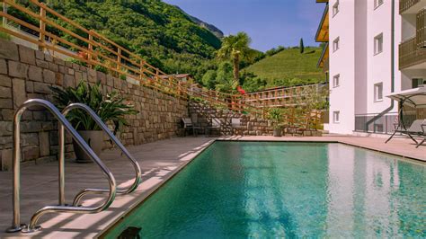 Schwimmbad Residence Garni Hotel Vineus Ferien In S Dtirol