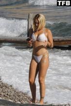 Bad Gyal Sexy Seen Flaunting Her Hot Bikini Body At The Beach In Ibiza