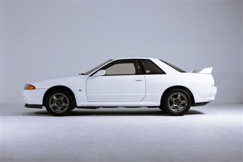 Nissan R32 Skyline GT R N1 BINGO Sports