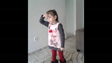 Isabelli dançando música do Jota Quest YouTube
