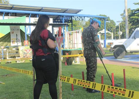 Tv Band Realiza Reportagem No Ccopab Sobre Desminagem Humanit Ria