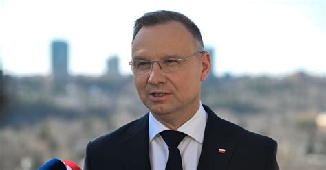 Andrzej Duda spotka się z Radosławem Sikorskim W tle ważne wystąpienie