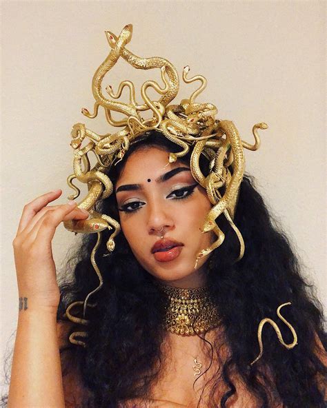 Medusa Halloween Costume Trendy Halloween Halloween Inspo Halloween