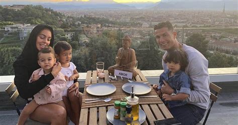 Cristiano Ronaldo Instagram CR7 muestra su lado más tierno al cumplir