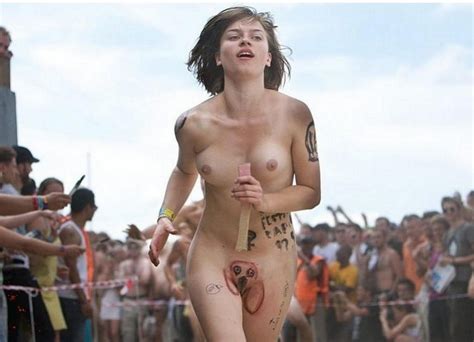 Nude In Public Places 25 Images Pounding My Busty White