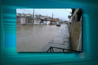 Diário TV 2ª Edição Chuva provoca alagamentos em Mogi das Cruzes