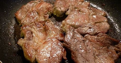 Ceafa De Porc La Tigaie Food Food And Drink Pork