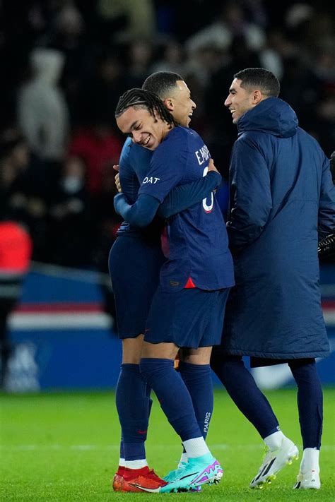 Photo Ethan Mbappé frère de Kylian fait ses débuts en Ligue 1 le