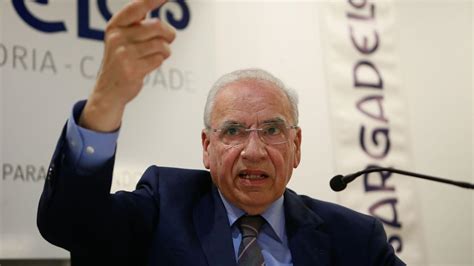 Alfonso Guerra ve a Sánchez en una deriva autocrática y le acusa de