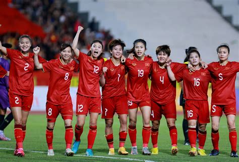 Tìm kiếm hàng trăm hình ảnh đẹp Ảnh bóng đá đẹp Để theo dõi các trận