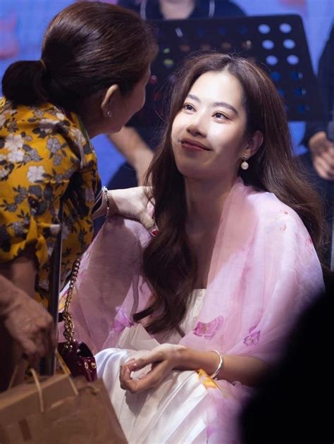 Nam Em sau khi thi hoa hậu Lên Đà Lạt ở ẩn bất ngờ công khai bạn trai