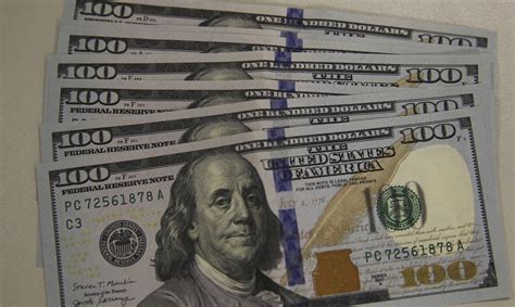 Dólar sobe para R 5 45 e fecha no maior valor desde julho